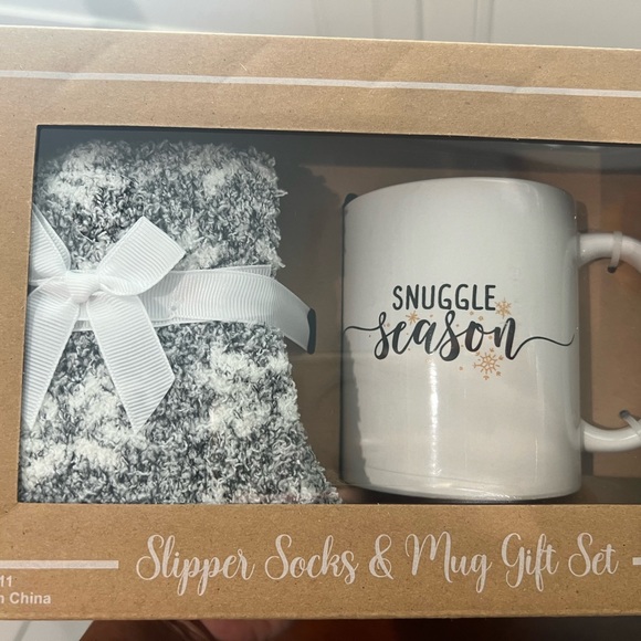 Accessories | Slippers Socks Mug Gift Set | Poshmark